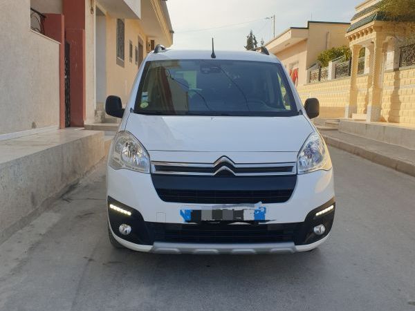 Annonce vente Citroën Berlingo Multispace à Monastir