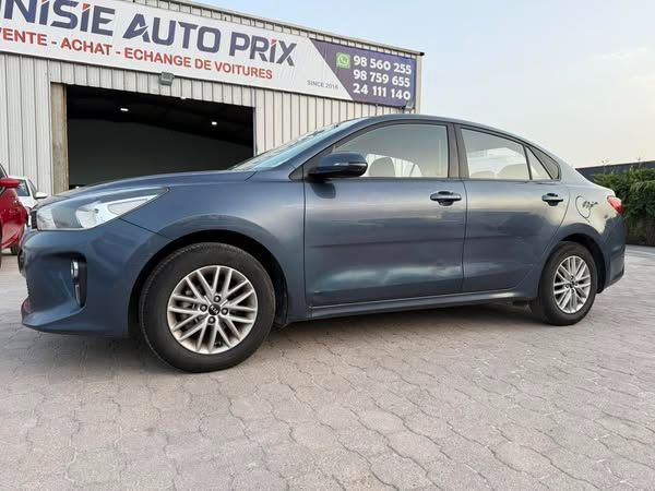 Annonce vente KIA Rio Berline SX à Tunis